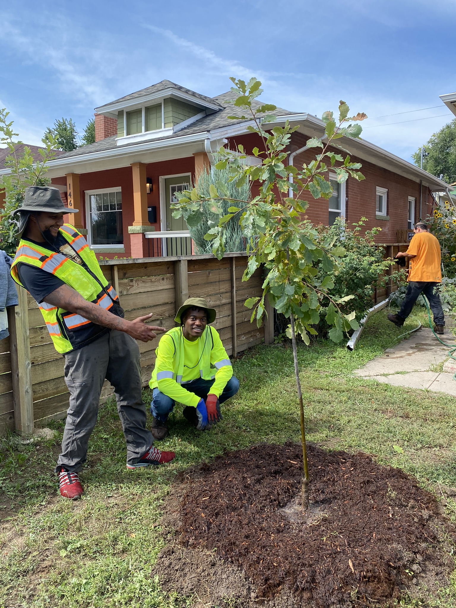 Planting Trees Helps Ex-Felons Grow - Bucket List Community Cafe